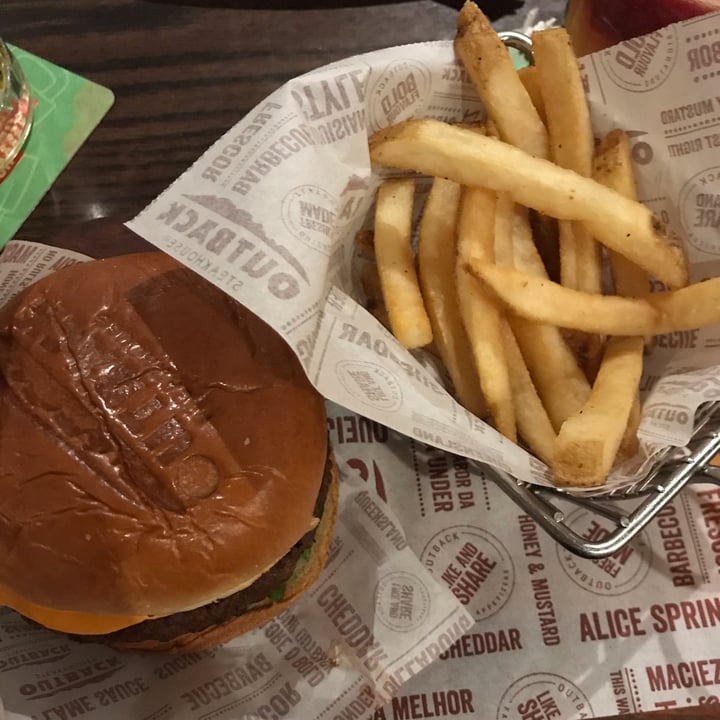 Outback Pinheiros, Brazil Aussie Plant Burger Review | abillion