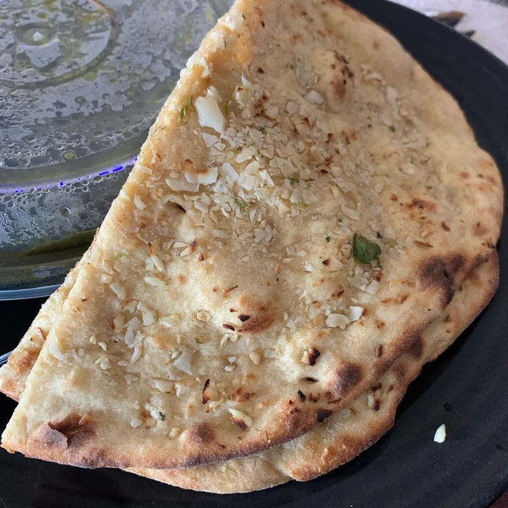 Signature Indian Cuisine Whitby, Canada Garlic Roti Review | abillion