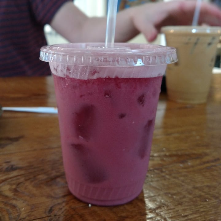 Hark! Cafe Central Minneapolis, Minneapolis, United States Pinky Drink ...