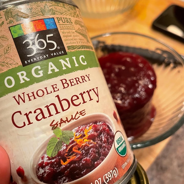 365 Whole Foods Market Organic Whole Berry Cranberry Sauce Review ...