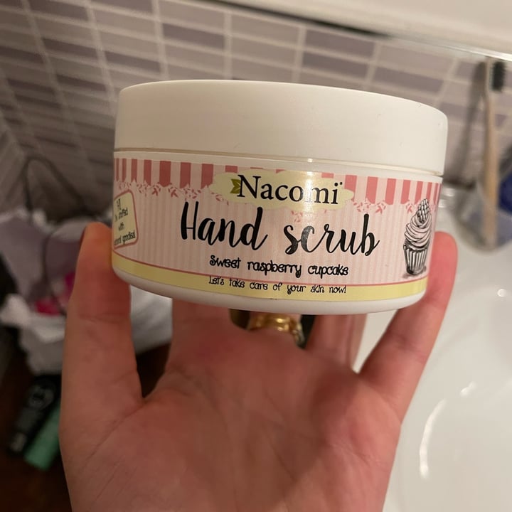 Nacomi Scrub mani Review | abillion