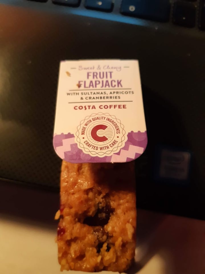 Costa Coffee Vegan Fruit Flapjack Review | abillion