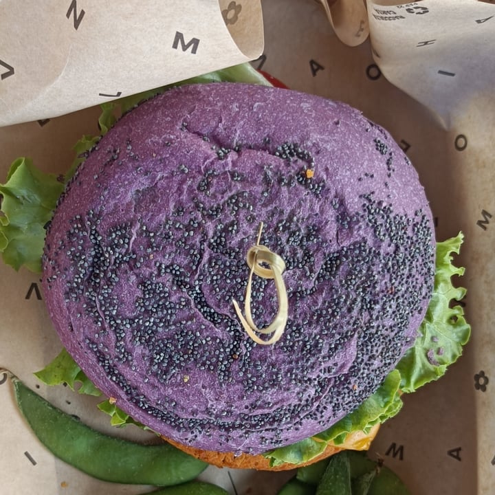 Flower Burger Torino, Italy Cherry Burger Review | abillion