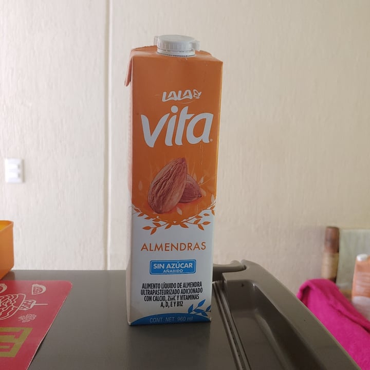 Vita LALA Leche de Almendras Review | abillion