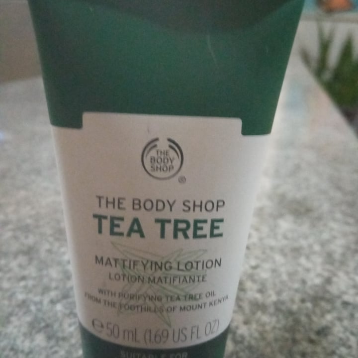 THE BODY SHOP TEA TREE MATTIFYING LOTION Review | abillion
