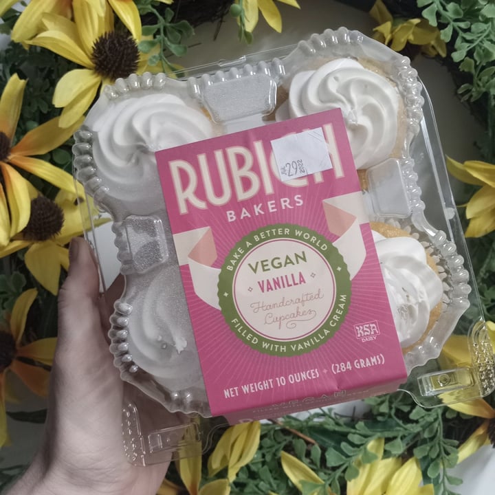 Rubicon Bakers Rubicon's Baker Vegan Vanilla cupcakes Review | abillion
