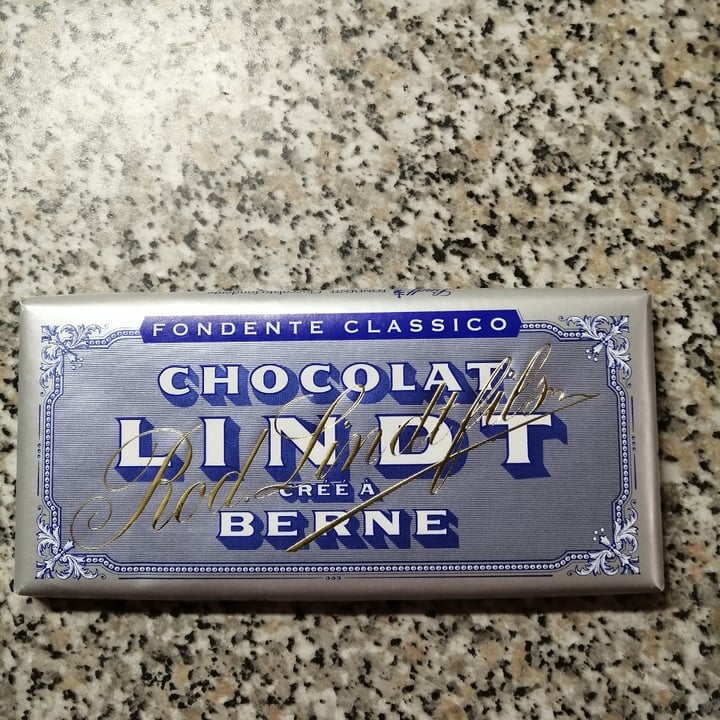 Lindt Fondente Classico Review | abillion