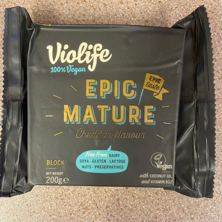 Violife Epic Mature Cheddar Flavour Block Review | abillion