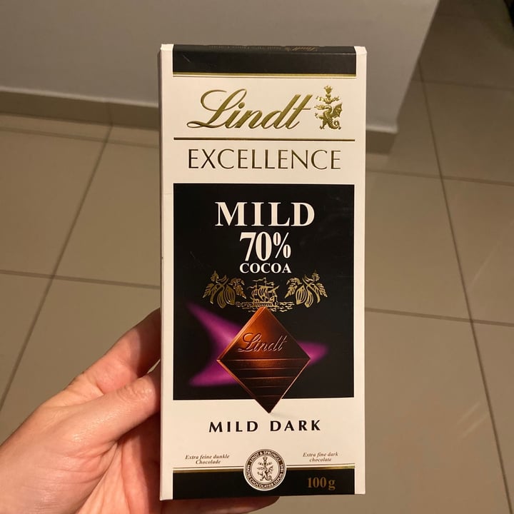 Lindt 70% Cocoa Mild Dark Chocolate Excellence Review | abillion