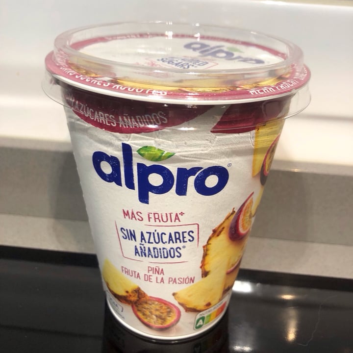 Alpro Yogurt piña y fruta de la pasión Review | abillion
