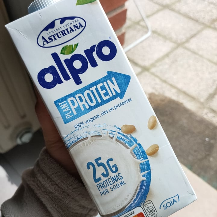 Alpro Soy Milk Plant Protein 25g Review | abillion
