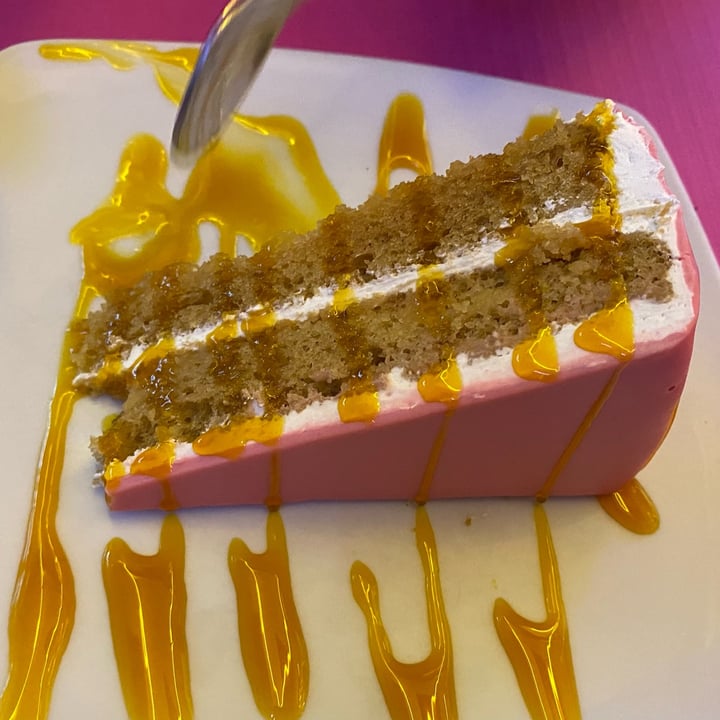 Freedom Cakes Madrid, Spain Tarta Pantera Rosa Review | abillion