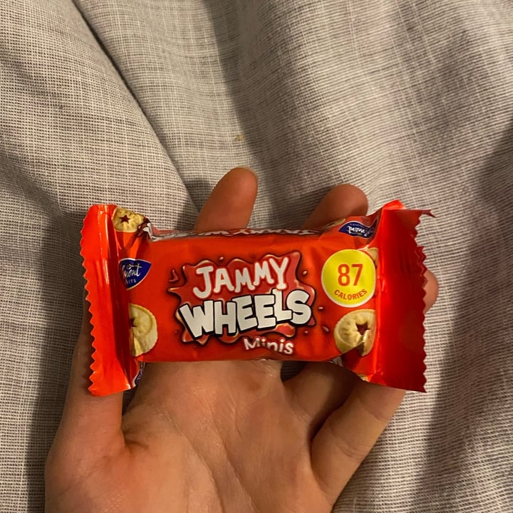 Belmont Biscuits Jammy Wheels Minis Review | abillion