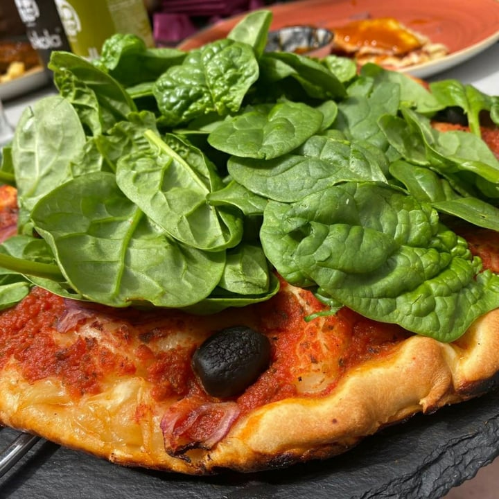 La Galla Tasca Vegana Gijón, Spain Pizza Fugazzeta Review | abillion