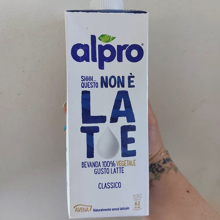 Alpro This is Not Milk Classic Questo Non è Late Classico Review | abillion