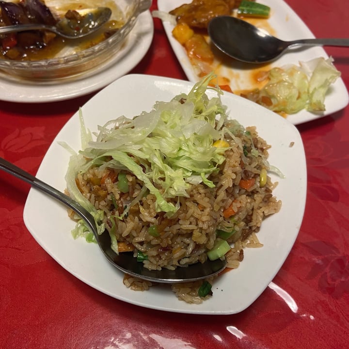 Eight Treasures Outram, Singapore Tomyam Fried Rice Review | abillion