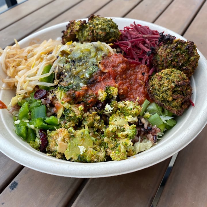 CoreLife Eatery Lancaster, United States Build Your Own Bowl Review ...