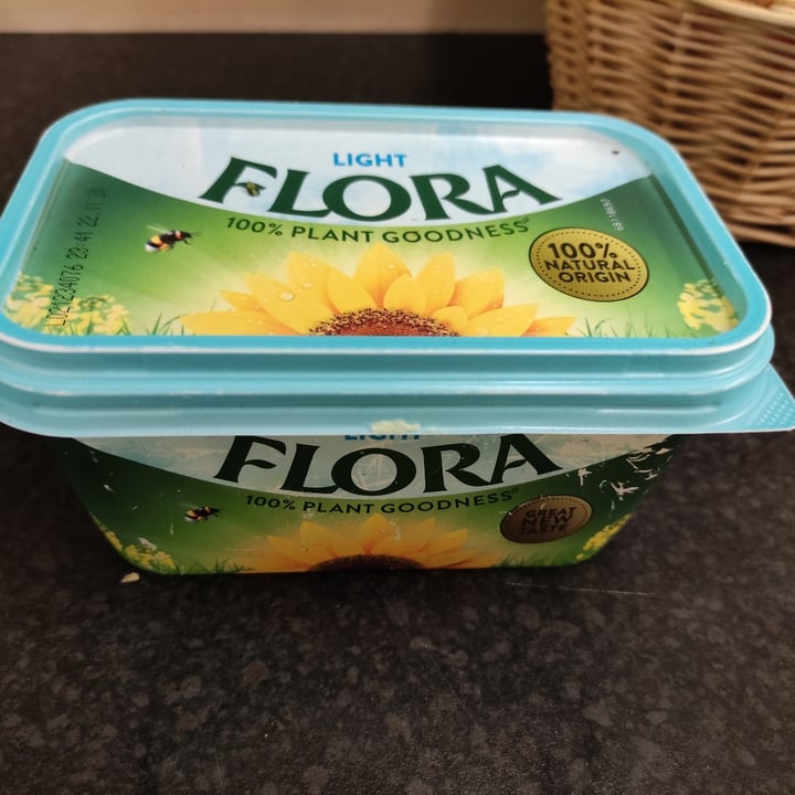 Flora Light Flora margarine Review | abillion