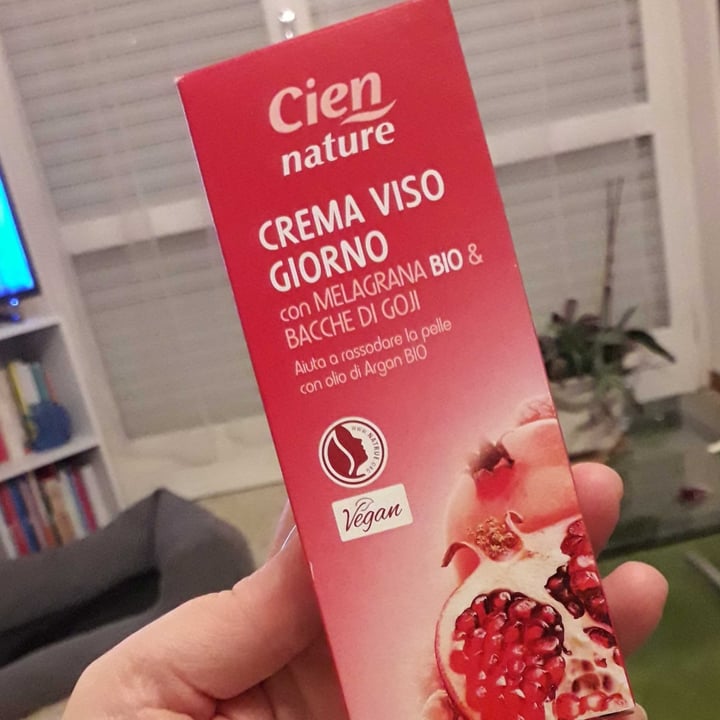 Cien Cien Crema Viso Giorno con Melagrana Bio E Bacche Di Goji Review ...