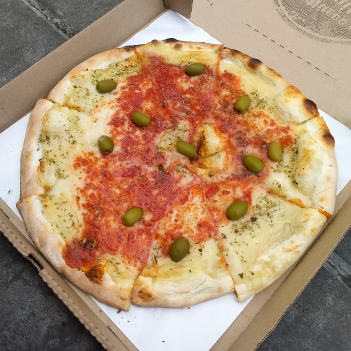 El Nuevo Hornito Pizza de Muzzarella Vegana Reviews | abillion