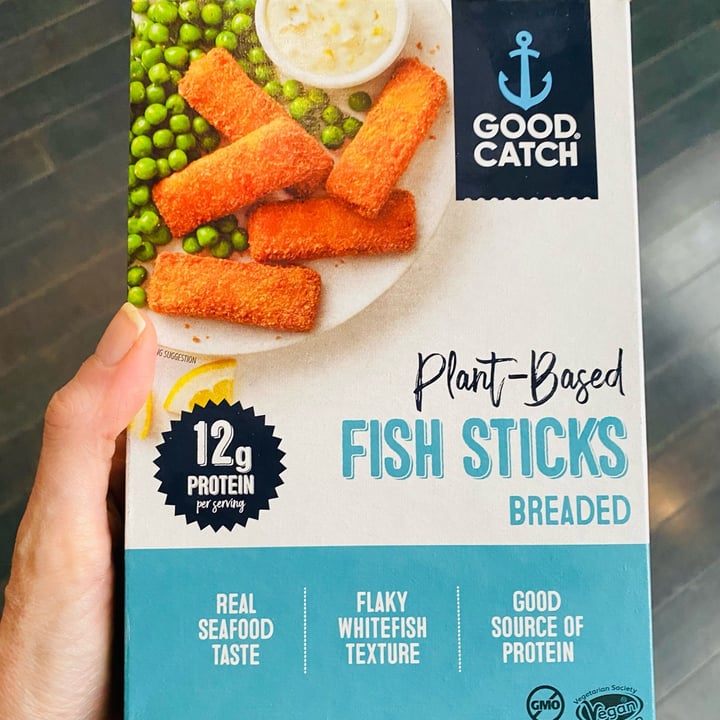 Good Catch Plant-Based Fish Sticks Breaded Review | abillion