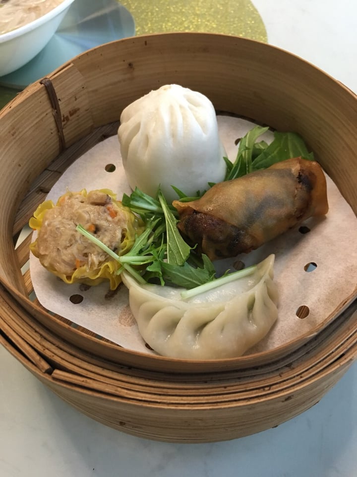 Leisurely Veggie Causeway Bay, Hong Kong Dim sum lunch set Review ...