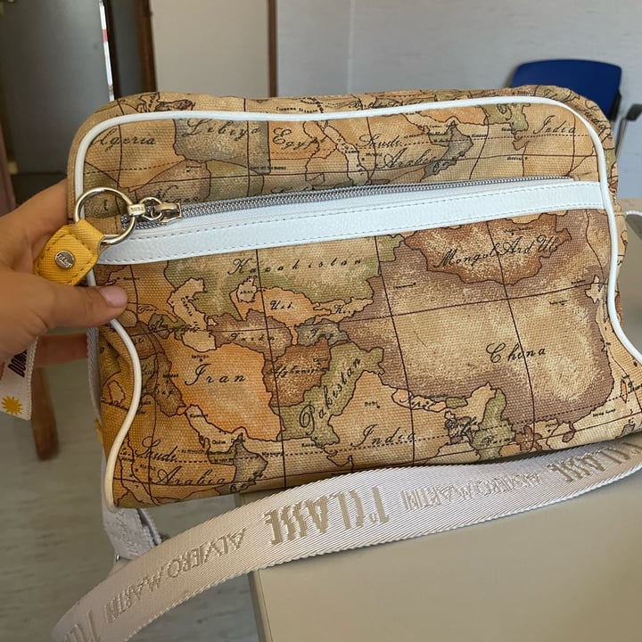 prima classe Reviews | abillion