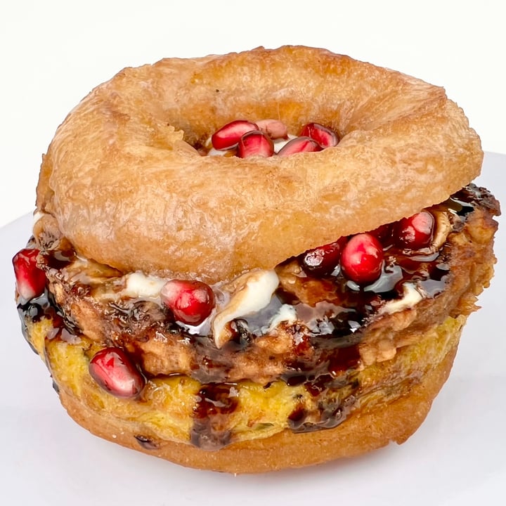 Ditto Parkrose Heights, Portland, United States Cake Donut Trophy ...