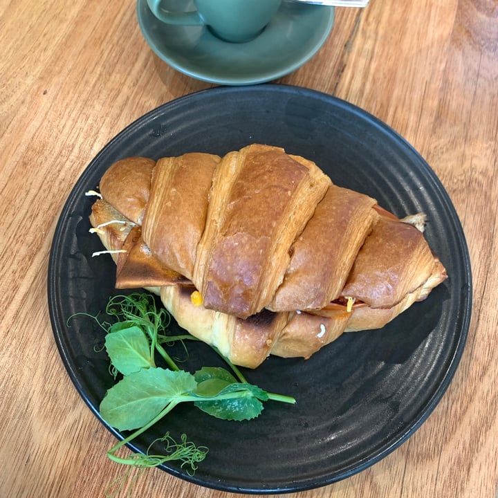 The Green Edge Windsor, Australia Filled Croissant Review | abillion