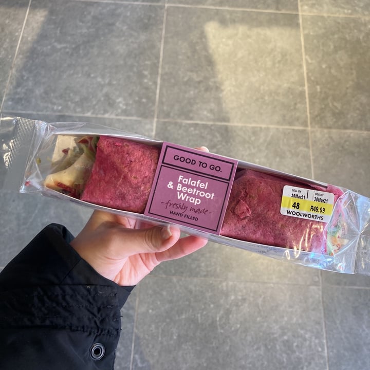 Woolworths Falafel & Beetroot Wrap Review | abillion