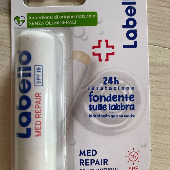 Labello care&colour red Review | abillion