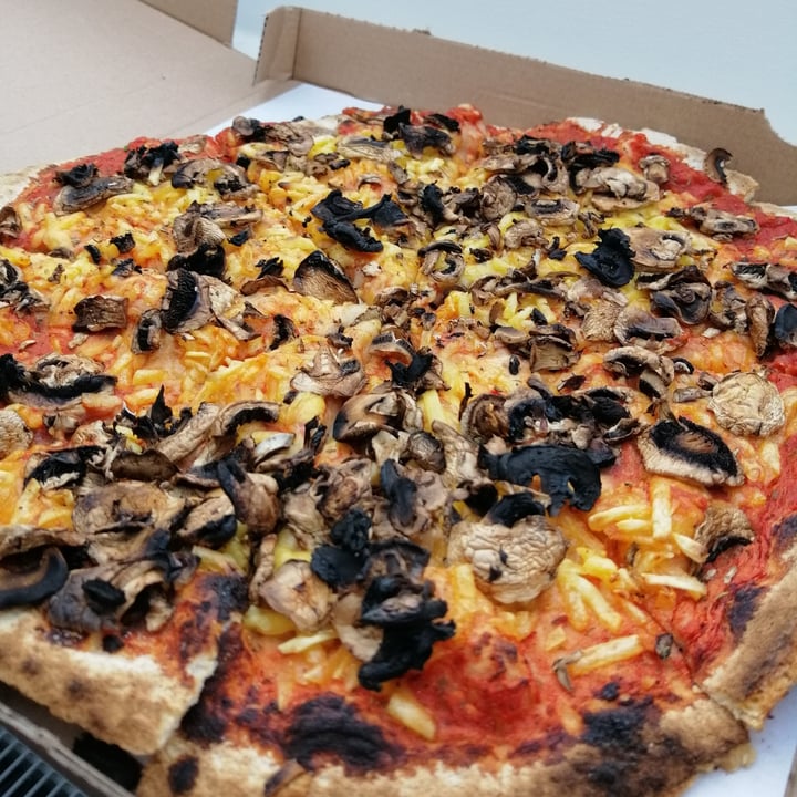 Pizza-Treff Goslar Goslar, Germany Pizza Champignon Review | abillion