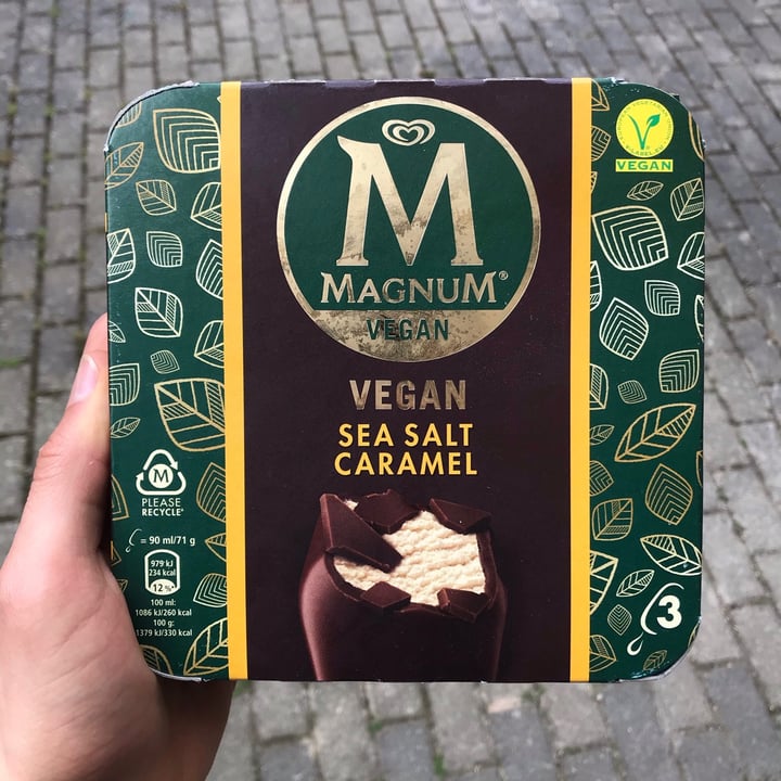 Magnum Reviews | abillion