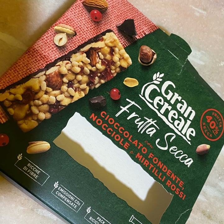 Gran Cereale Barretta Cioccolato Fondente, Nocciole E Mirtilli Rossi ...