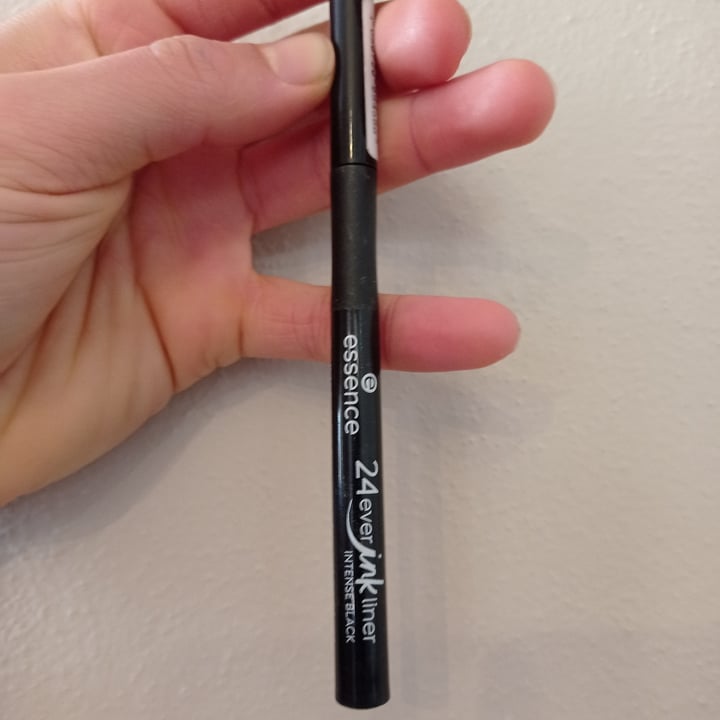 essence cosmetics 24 ever ink Liner Review | abillion