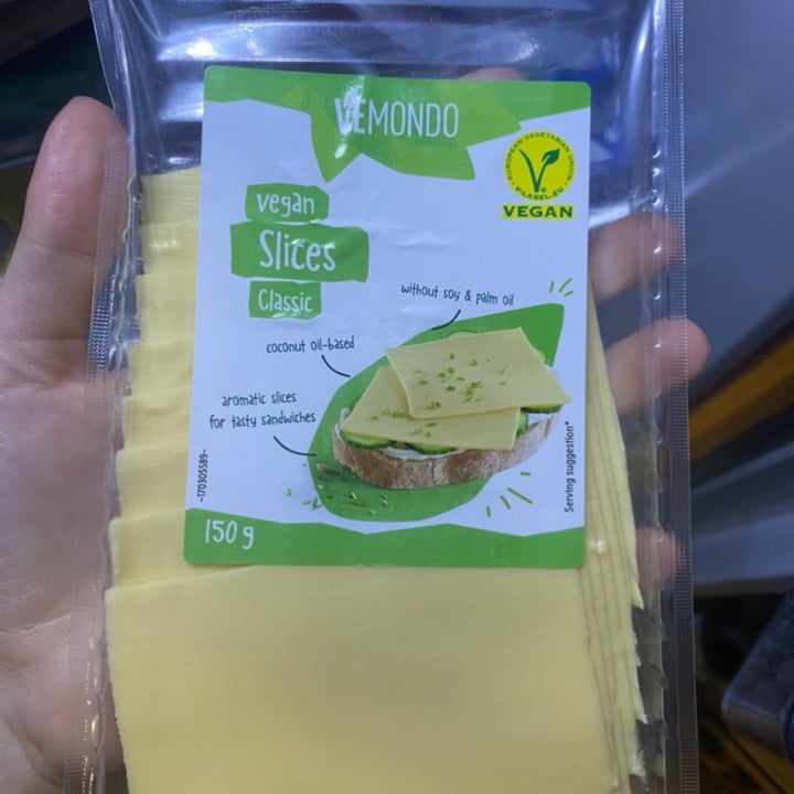 Vemondo Vegan Slices Classic Review | abillion