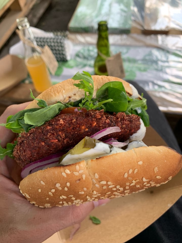 Zieleniak Wege Foodtruck Giżycko, Poland Wege Burger Review | abillion