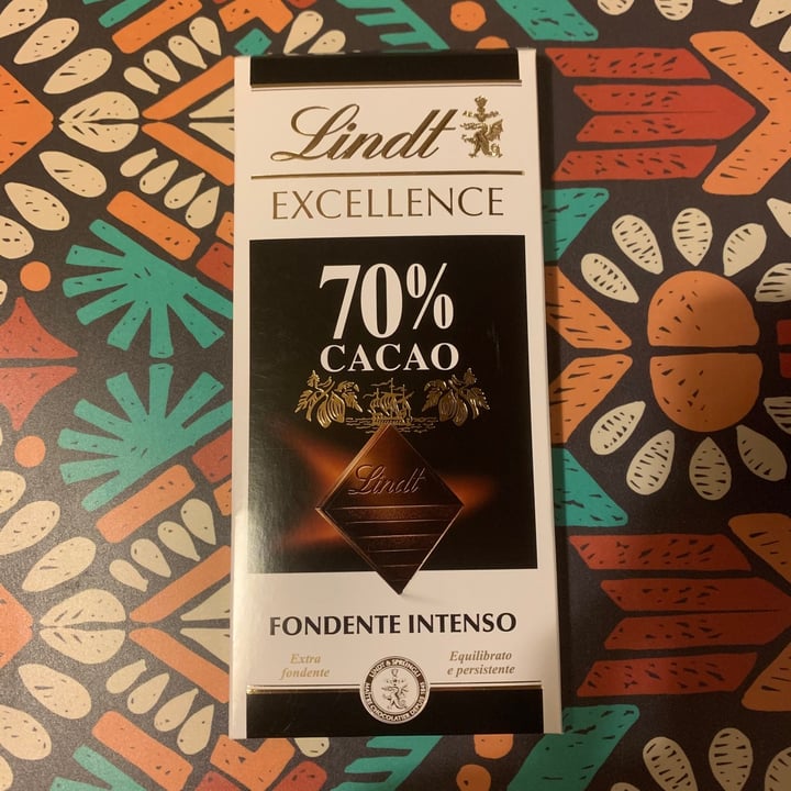Lindt 70% Cocoa Mild Dark Chocolate Excellence Review | abillion
