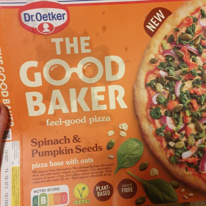 Dr. Oetker The Good Baker Feel Good Pizza Spinach & Pumpkin Seeds ...