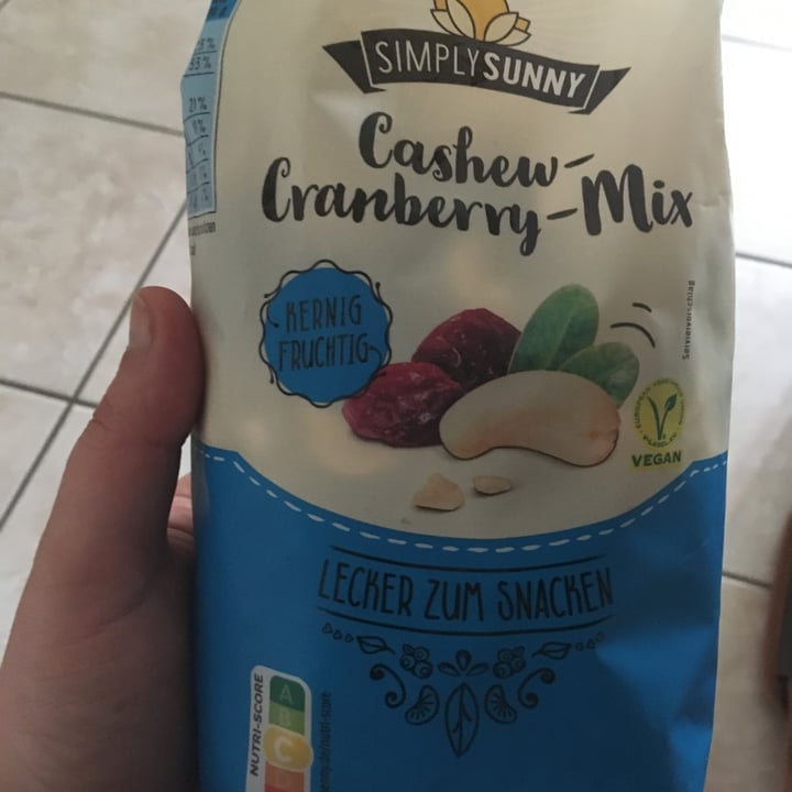Simply sunny cashew cranberry mix Review | abillion