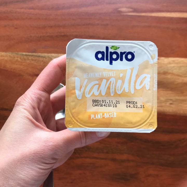 Alpro Heavenly Velvet Vanilla Dessert Review | abillion