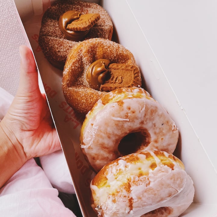 L.A. Donuts Beverly Hills, Australia Vegan Biscoff Review | abillion