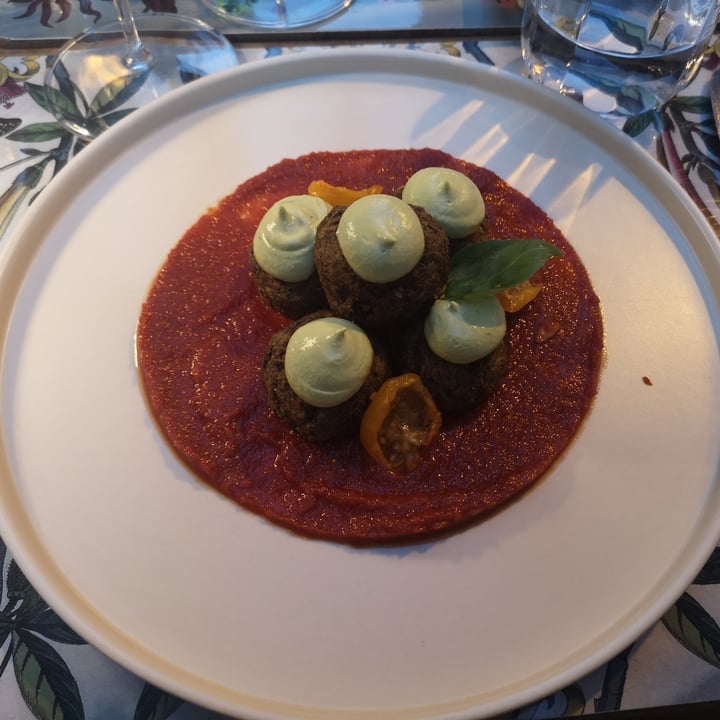 Sementis Pietrasanta, Italy Polpette di Melanzane Review | abillion