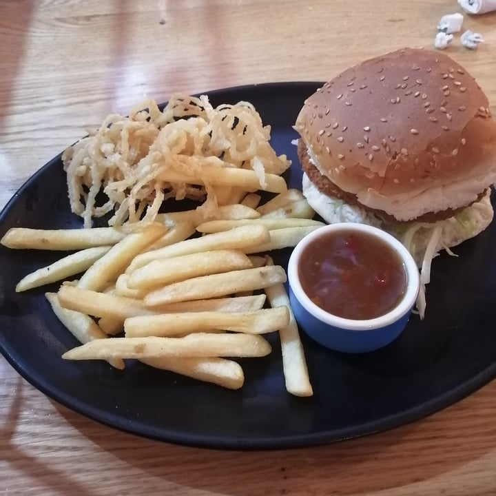 Spur Pavilion Crumbed Veggie Burger Reviews | abillion