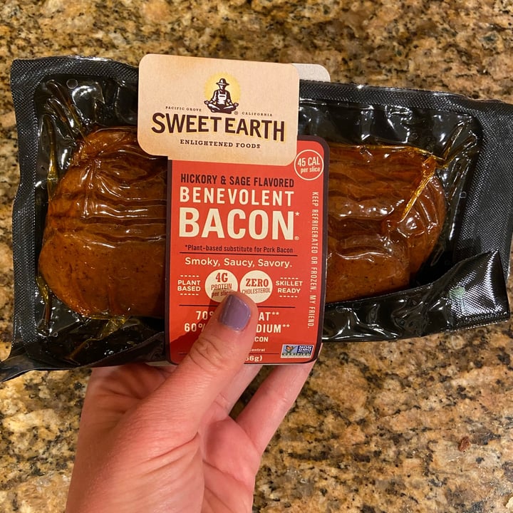 Sweet Earth Benevolent Bacon Hickory & Sage Smoked Seitan Bacon Review ...