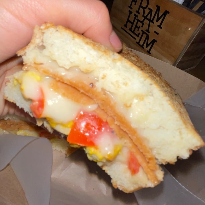 Es un montón Sangucheria Toston Review | abillion