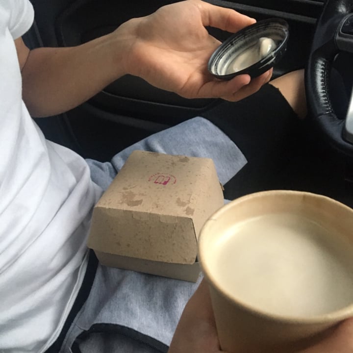 Bioma plant based café Palermo Hollywood, CMZ, Argentina Cafe Con Leche ...