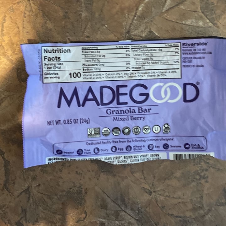 Made Good Mixed Berry Granola Bars Review | abillion
