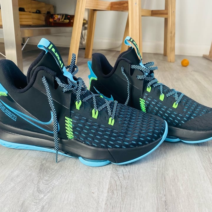 Nike Nike LeBron 5 Review | abillion