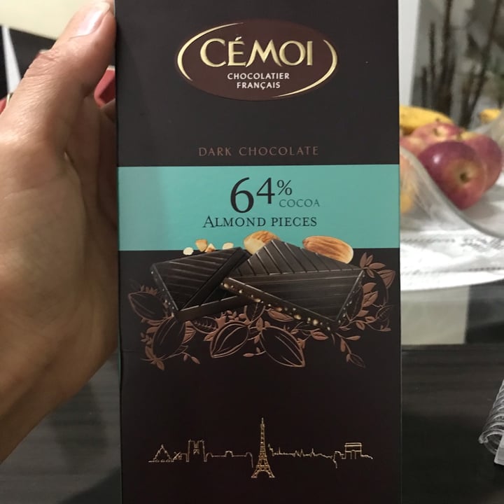 Cémoi Chocolatier Français Chocolate 64% Cacau Com Amêndoas Review ...